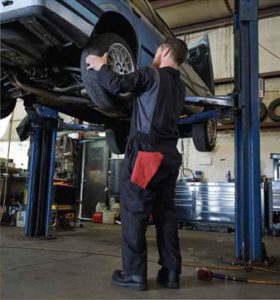 Auto Repair Work Uniforms in Chicago | Roscoe